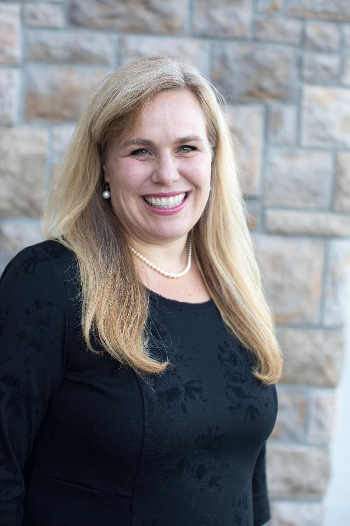 K-6 Faculty - The Ambrose School